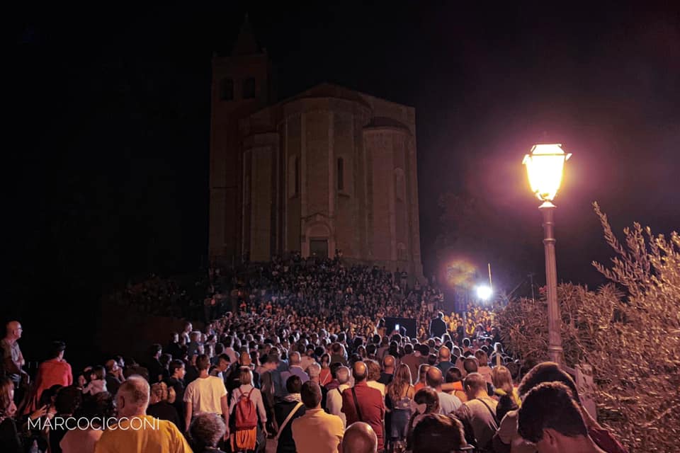 International Fof, ad Offida torna il Festival degli artisti di strada ...