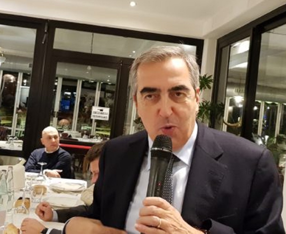 Elezioni Ascoli, Maurizio Gasparri in piazza del Popolo per sostenere ...