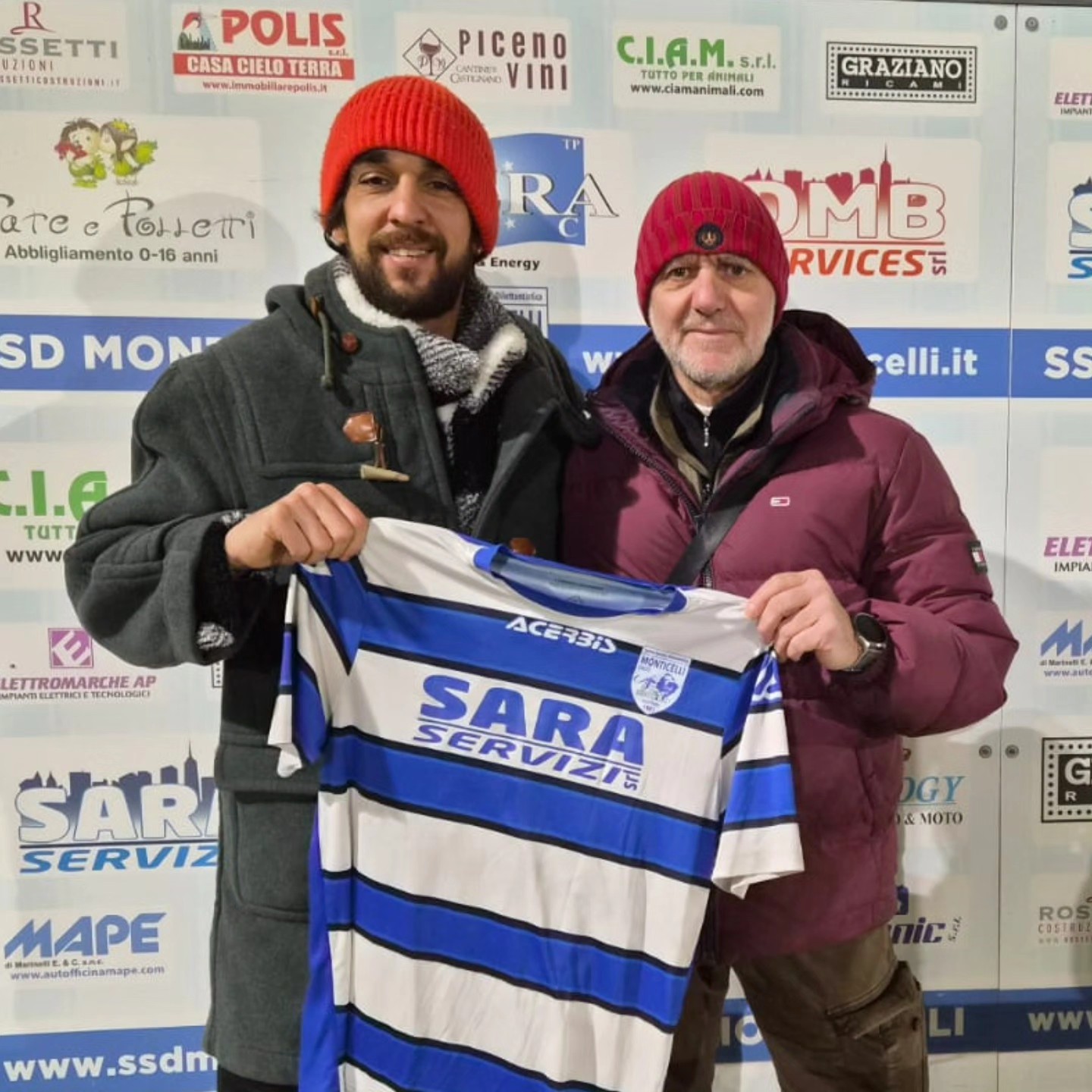 Il lato buio del calcio. Dalle luci di San Siro al vassoio: il racconto ...